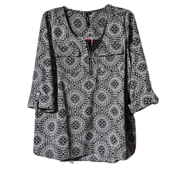 Cathy Daniels | Tops | Nwt Cathy Design Womens Blackwhite Blouse | Poshmark